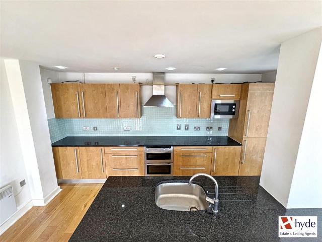 Heaton Lodge, Bury Old Road, Prestwich, Manchester. M25, 2 bed flat to rent, £1,200 pcm | PrimeLocation