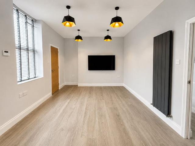 Heaton Road, Heaton NE6, 2 bed flat to rent, £1,200 pcm | PrimeLocation
