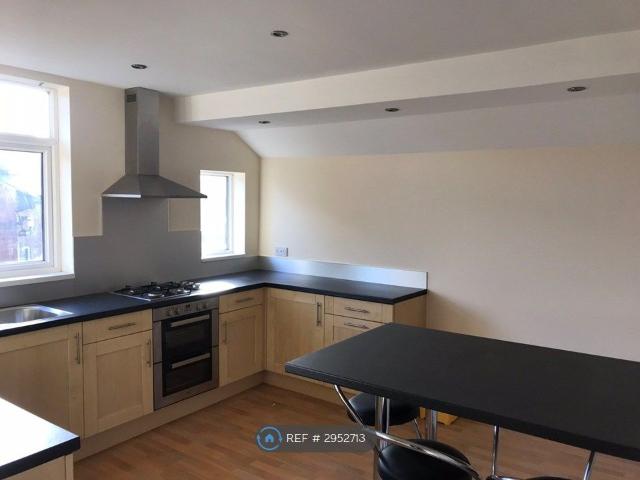 Heaton Road, Newcastle Upon Tyne NE6, 3 bed flat to rent, £1,400 pcm | PrimeLocation