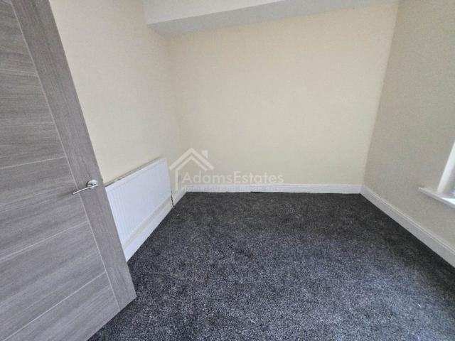 Headfield Rd, Dewsbury
