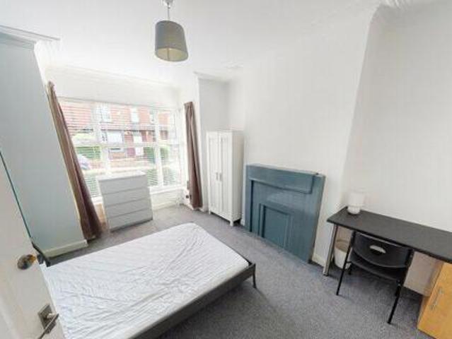 Headingley Avenue, Headingley, 4 Bedroom Terraced