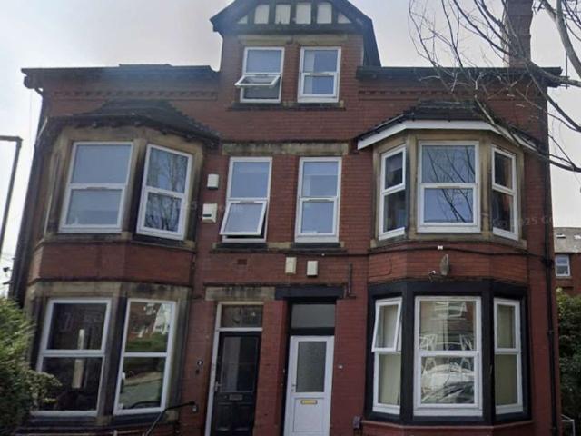 Headingley Avenue Room 1