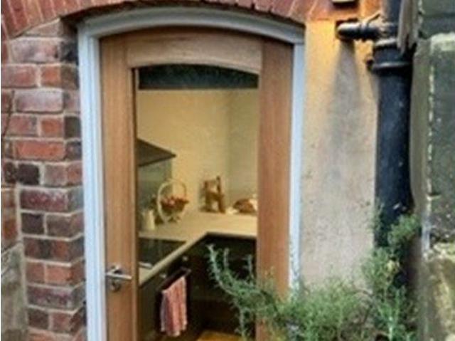 Headingley, Leeds LS6, Studio to rent, £900 pcm | PrimeLocation
