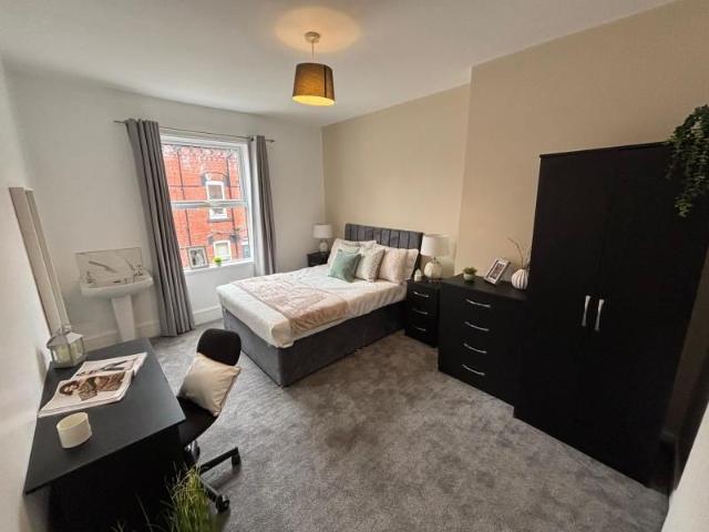 Headingley, Leeds, Yorkshire LS6, Room to rent, £654 pcm | PrimeLocation