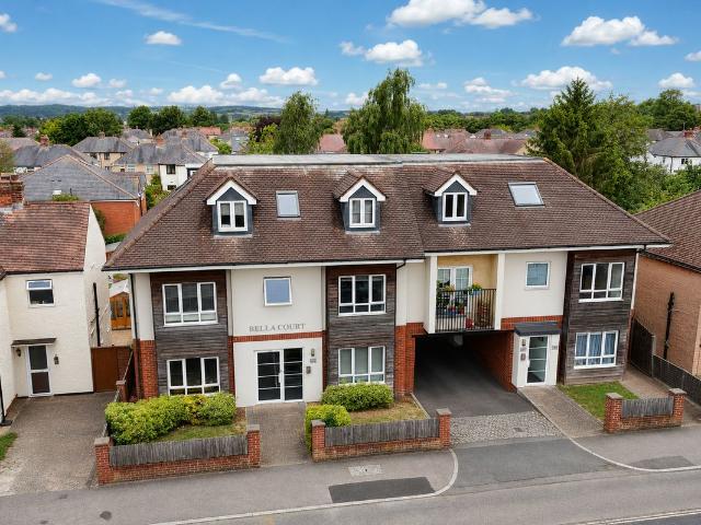 Headington, Oxford OX3, 1 bed flat to rent, £1,225 pcm | PrimeLocation