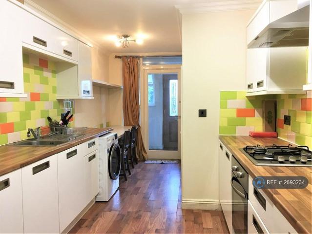 Headington, Oxford, OX3 1 bed flat to rent £1,280 pcm £295 pw