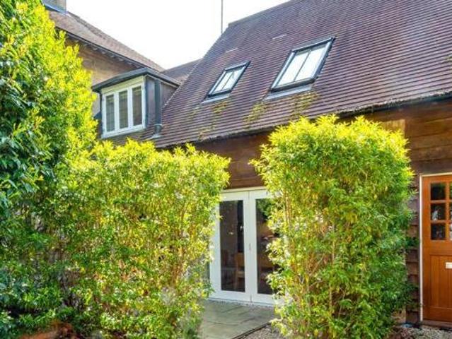 Headington Road, Headington, 2 Bedroom Cottage