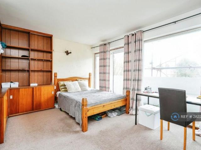 Headington Road, Headington, Oxford, OX3 5 bed terraced house to rent £3,576 pcm £825 pw