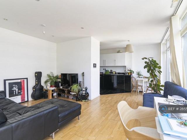 Headlam Street, London, E1 1 bed flat to rent £2,100 pcm £485 pw