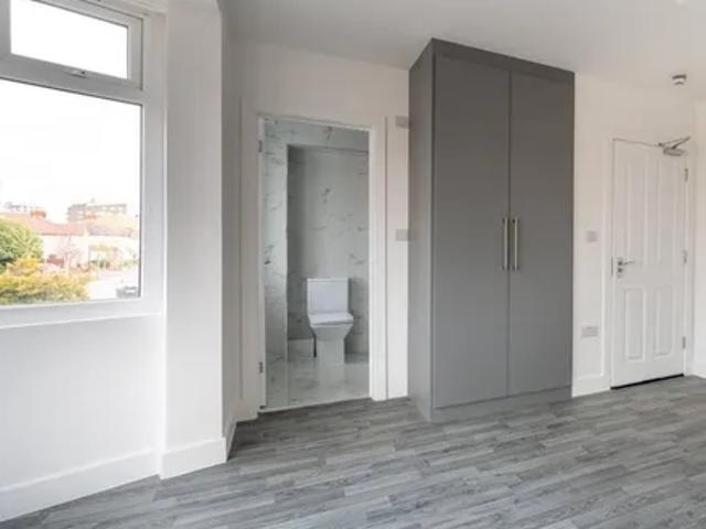 Headstone Gardens, London, HA2 6PP, United Kingdom | Studio apartment for rent #140658015 | Rentberry