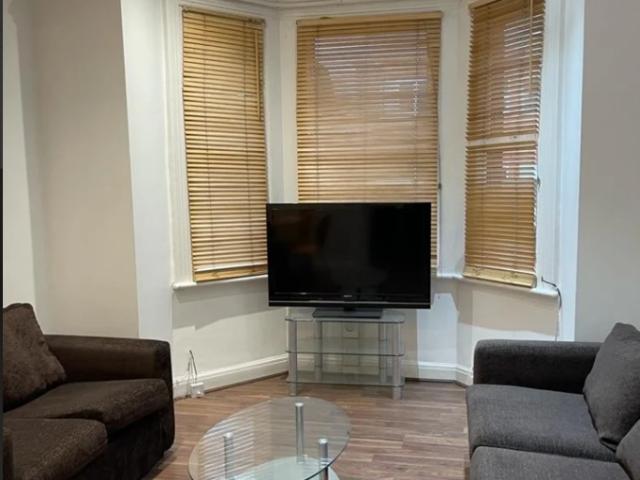 Headstone Road, Harrow HA1, 2 bed terraced house to rent, £1,900 pcm | PrimeLocation