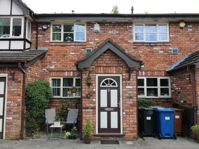 Heald Green, Motcombe Grove, Cheadle, 2 Bedroom Mews