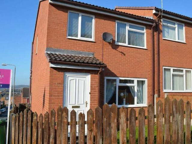 Heald Street, Castleford WF10, 3 bed semi detached house to rent, £900 pcm | PrimeLocation