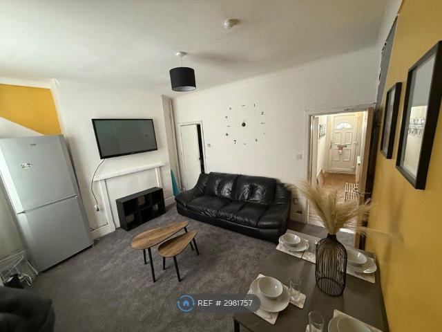 Healey Wood Road, Burnley BB11, Room to rent, £450 pcm | PrimeLocation