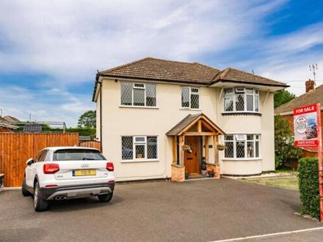 Healing, Station Road, Grimsby, 4 Bedroom Detached