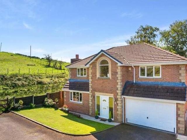 Heap Brow, Bury, 4 Bedroom Detached