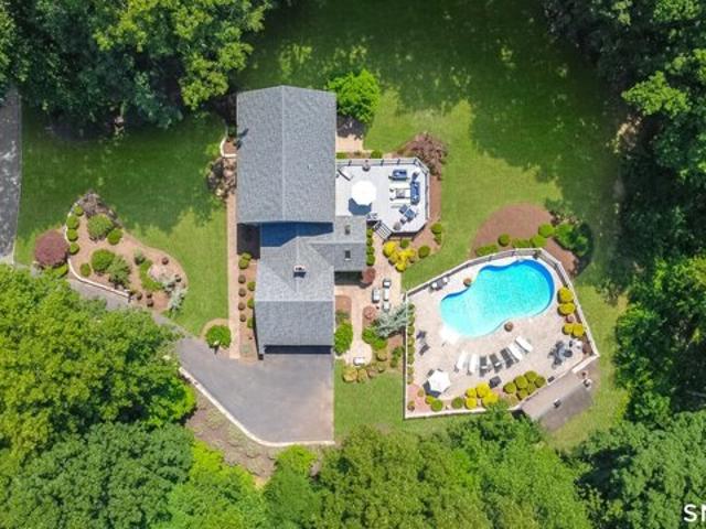 Hearthstone Dr, Cheshire, Home For Sale