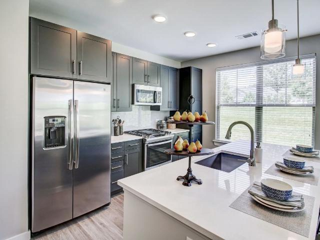Heartwood at Lockwood Glen 2 Bedroom Apartment for Rent at 1001 Archdale Dr, Franklin, TN 37064