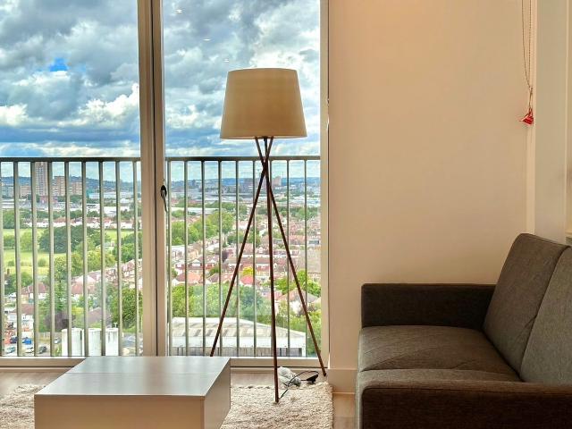 Heartwood Boulevard, Acton W3, 1 bed flat to rent, £2,250 pcm | PrimeLocation