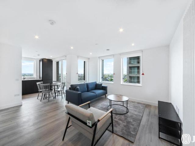 Heartwood Boulevard London W3 1 bed apartment to rent £2,000 pcm £462 pw