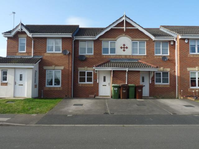 Hebble Oval, Pontefract WF9, 2 bed terraced house to rent, £850 pcm | PrimeLocation