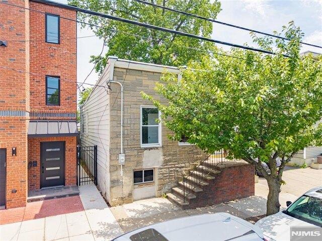Heckel St, Belleville, Home For Sale