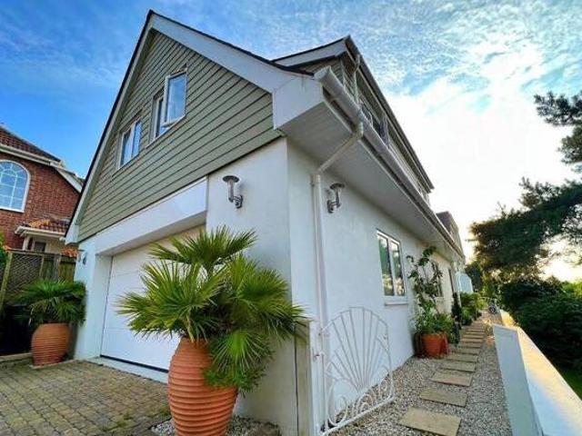 Heckford Road, Corfe Mullen, 4 Bedroom Detached