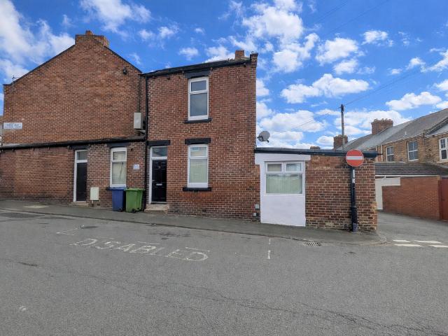 Hedworth Terrace, Houghton Le Spring DH4, 1 bed end terrace house to rent, £550 pcm | PrimeLocation