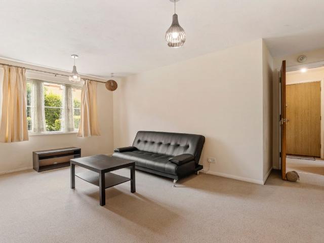 Heddington Grove, Hillmarton Conservation Area N7, 1 bed flat to rent, £2,100 pcm | PrimeLocation