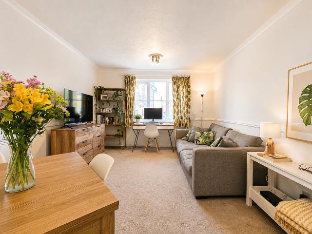 Heddington Grove, London N7, 1 bed flat to rent, £1,975 pcm | PrimeLocation