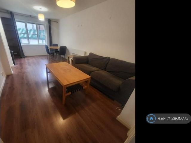 Heddington Grove, London, N7 2 bed flat to rent £2,200 pcm £508 pw