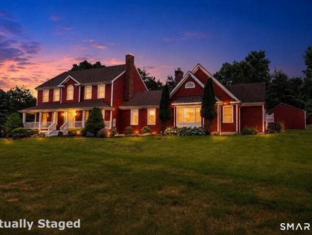 Hedge Meadow Ln, Newtown, Home For Sale