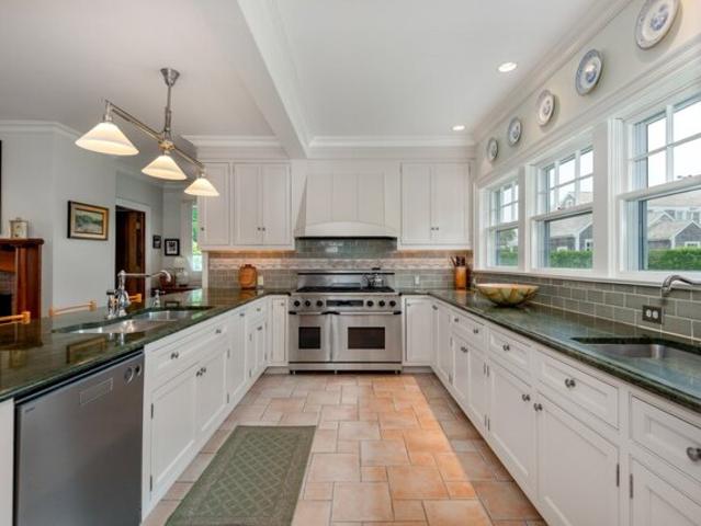 Hedge Row, Nantucket, Home For Sale
