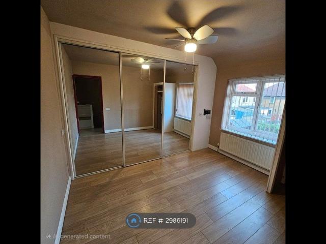 Hedgemans Road, Dagenham RM9, 3 bed terraced house to rent, £2,150 pcm | PrimeLocation