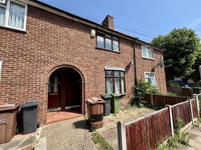Hedgemans Road, Dagenham RM9, 2 bed terraced house to rent, £1,650 pcm | PrimeLocation