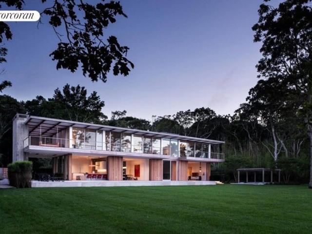 Hedges Banks Dr, East Hampton, Home For Sale