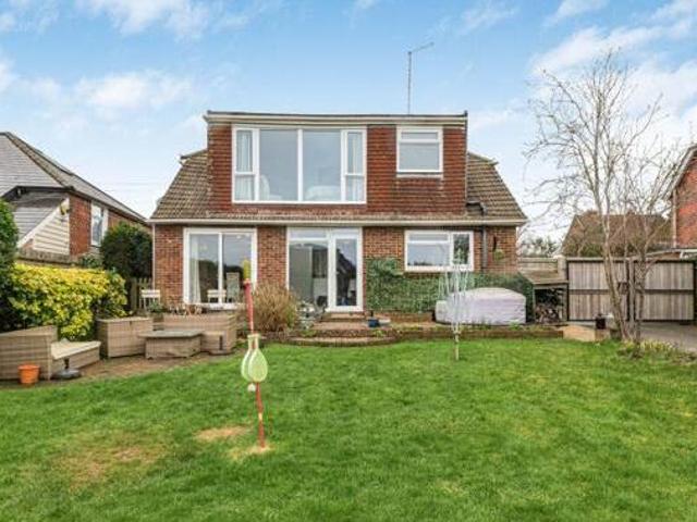 Hedgeways, Hartley Road, 3 Bedroom Detached