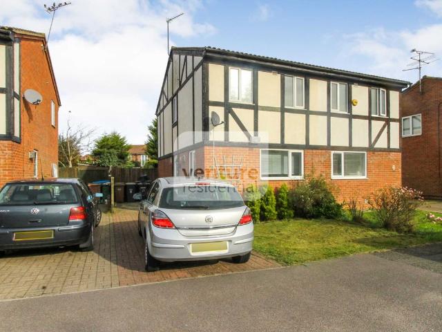 Hedley Rise, Luton LU2, 3 bed semi detached house to rent, £1,450 pcm | PrimeLocation