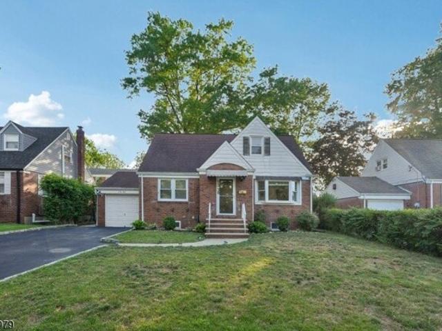 Hedman Pl, Fair Lawn, Home For Sale