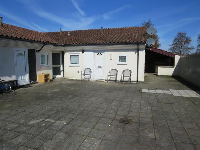 Heelands, Milton Keynes MK13, 1 bed flat to rent, £895 pcm | PrimeLocation