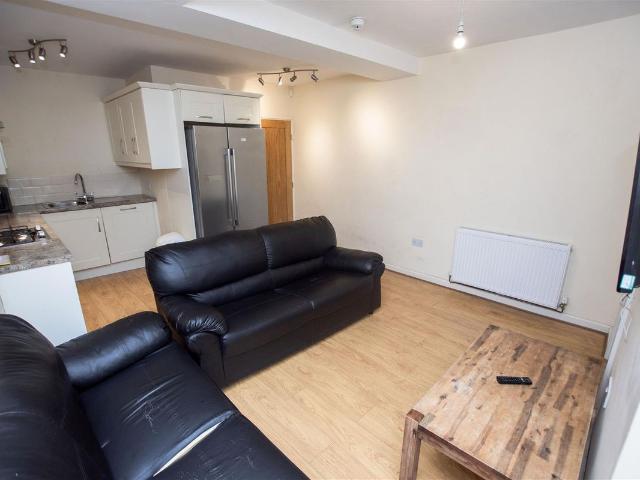 Heeley Road, Birmingham B29, 7 bed shared accommodation to rent, £498 pcm | PrimeLocation