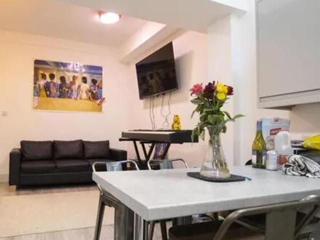 Heeley Road, Birmingham, West Midlands, B29 | 5 bed house for rent #165901982 | Rentberry