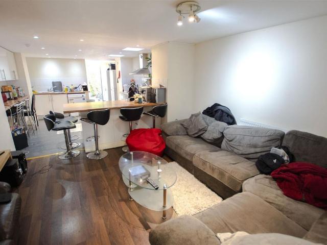 Heeley Road, Birmingham, West Midlands B29, 5 bed shared accommodation to rent, £468 pcm | PrimeLocation