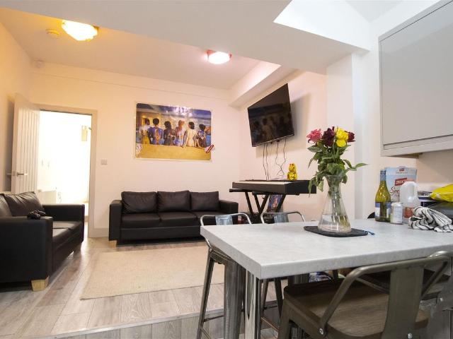 Heeley Road, Birmingham, West Midlands B29, 5 bed shared accommodation to rent, £615 pcm | PrimeLocation