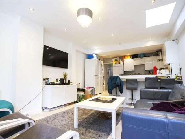 Heeley Road, Birmingham, West Midlands B29, 6 bed shared accommodation to rent, £581 pcm | PrimeLocation