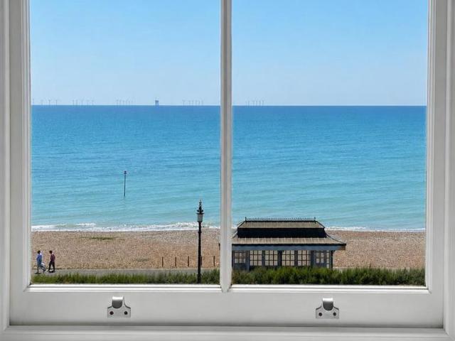 Heene Terrace, Worthing 2 bed flat to rent £1,450 pcm £335 pw
