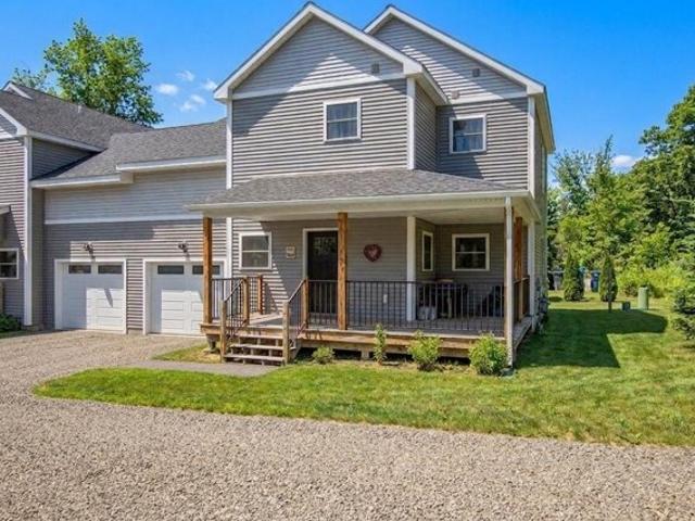 Hefflon Ln, Saint Albans City, Home For Sale