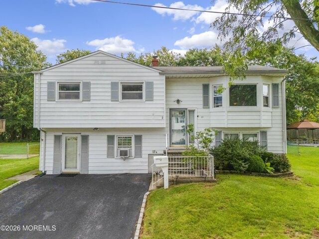 Heidi Dr, Fords, Home For Sale