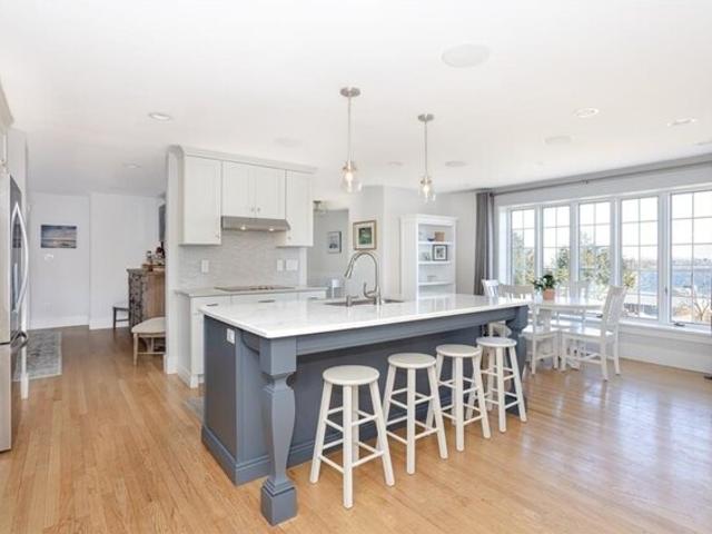 Heidi Dr, Portsmouth, Home For Sale