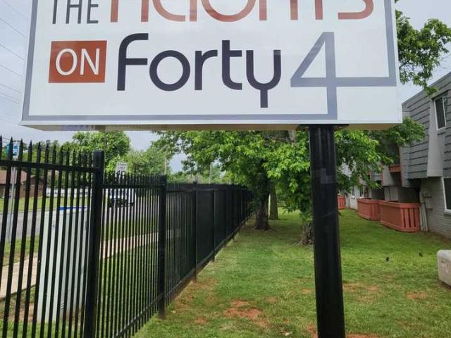 Heights On 44th 1 Bedroom Apartment for Rent at 3451 Se 44th St, Del City, OK 73135
